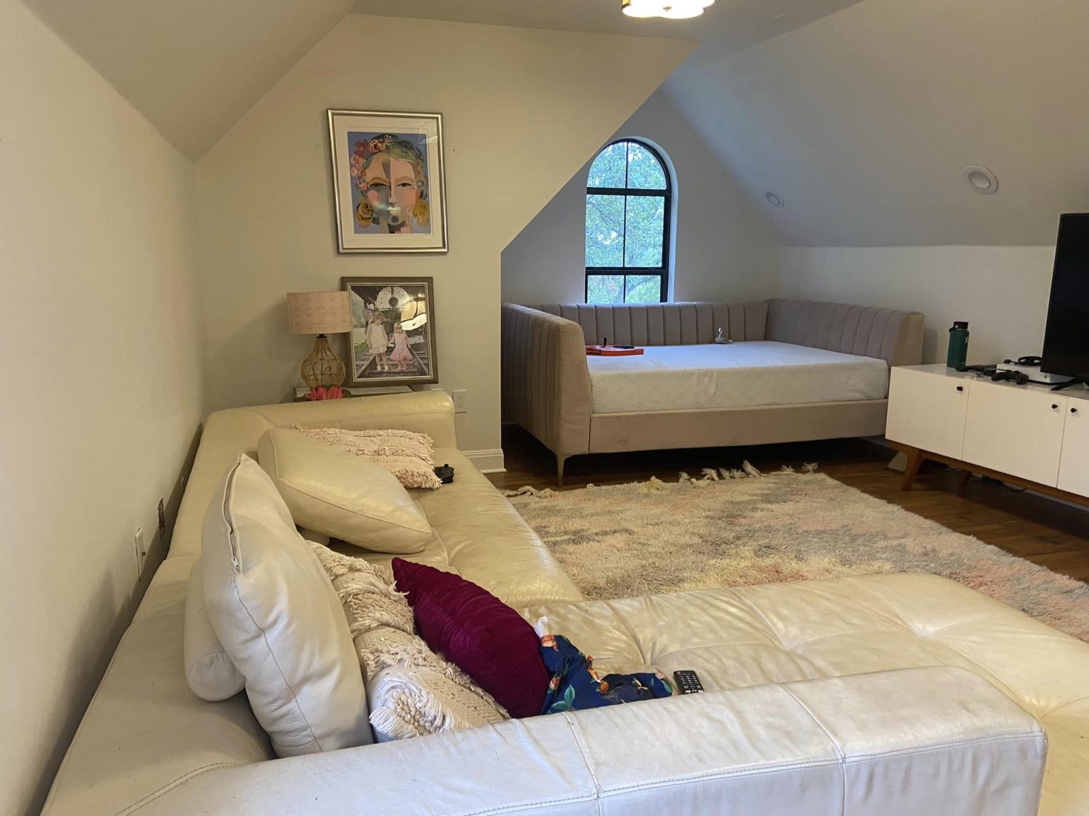 Amazing Staging Home Transformation - Occupied Staging Magic